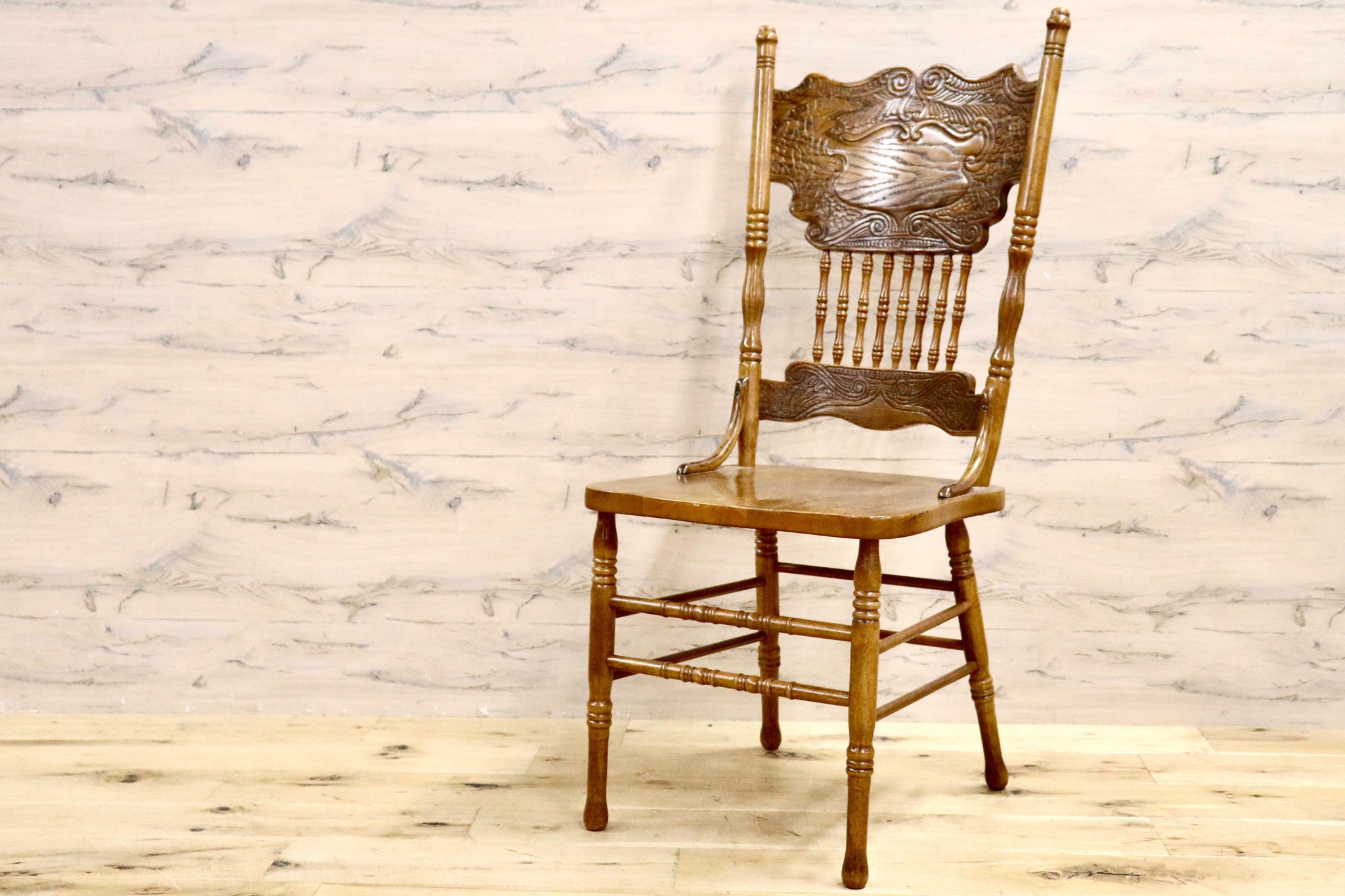 GMHK409A IDC大塚家具 shin leeシンリー アンティーク 木製 ダイニングチェア 椅子 ウィンザーチェア 彫刻 カントリー